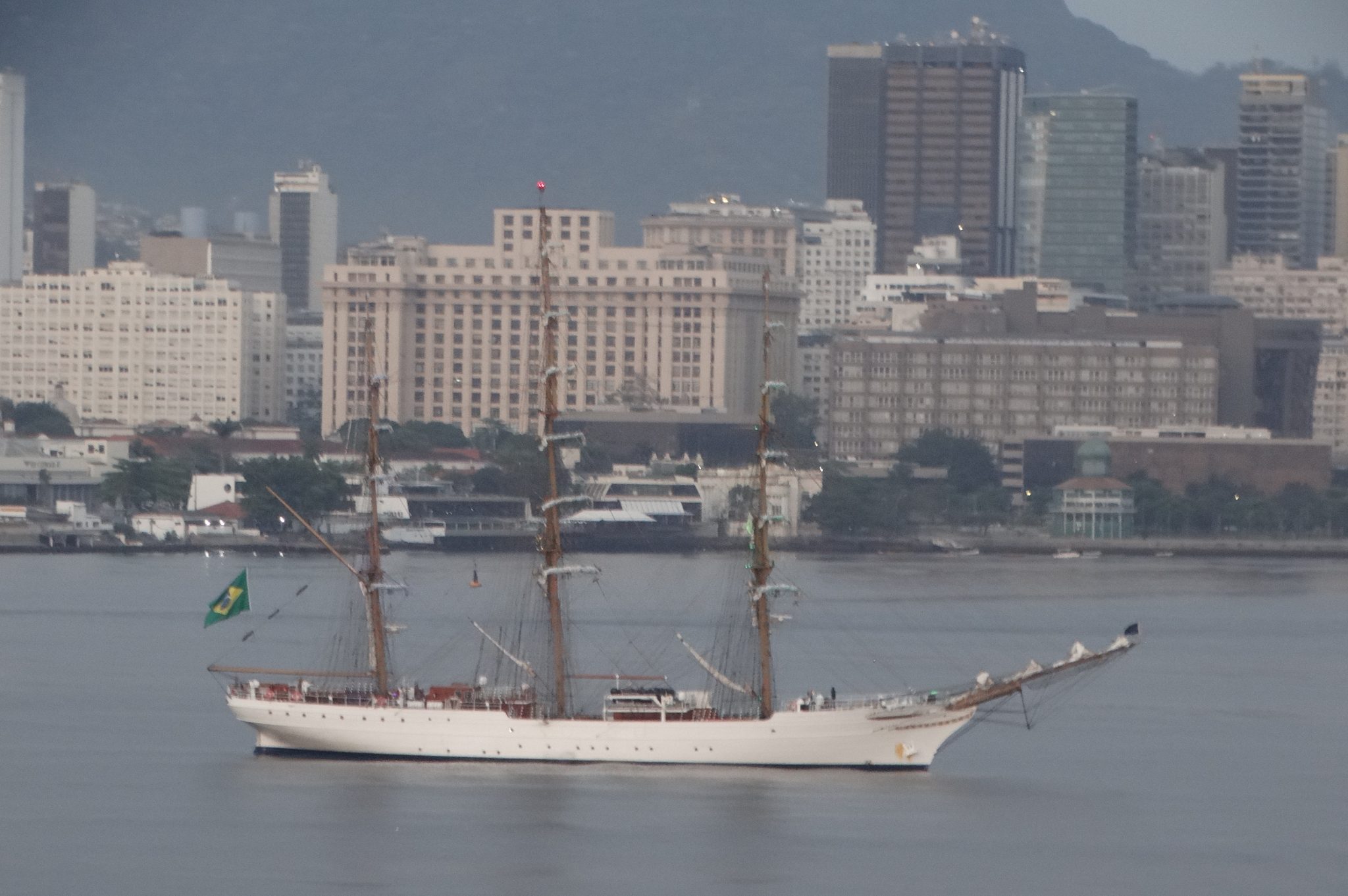 CONVÉS PRINCIPAL - Desfile Naval é realizado no Rio de Janeiro ...