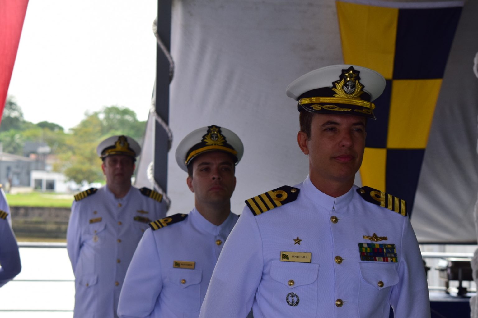 CONVÉS PRINCIPAL - Passagem de Comando do Navio Auxiliar (NA) “Pará ...