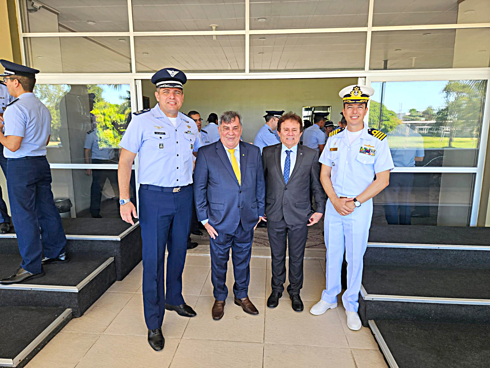 NAVEGAÇÃO EM FOCO - Aeronáutica homenageia Santos Dumont. - Portal da ...