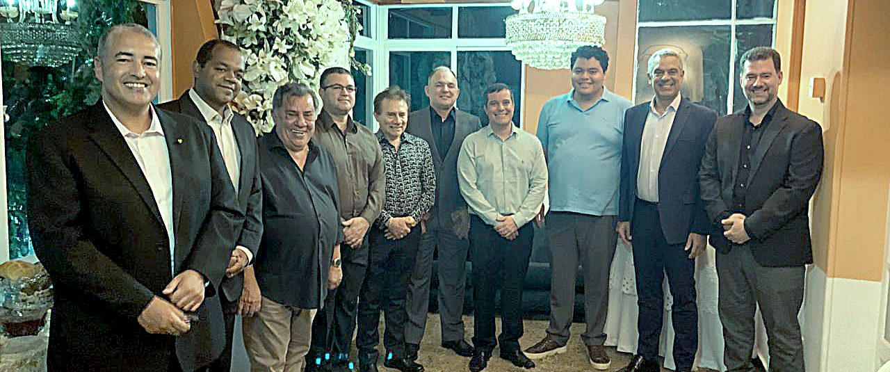 NAVEGAÇÃO EM FOCO - Jantar em homenagem aos CMG Calfa e CMG Pimentel ...
